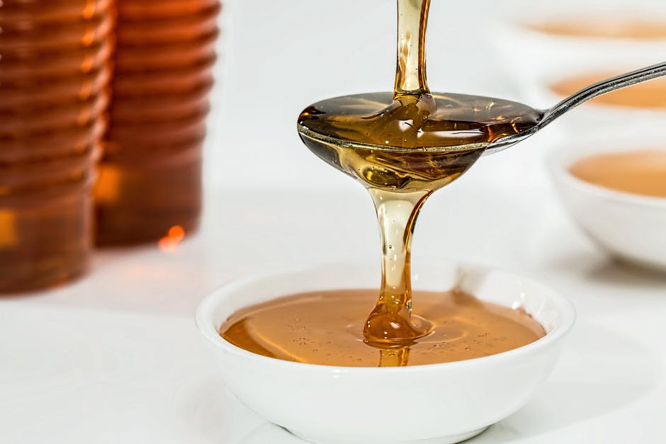 Miel, pollen et gelée royale : ce qu'ils soignent
